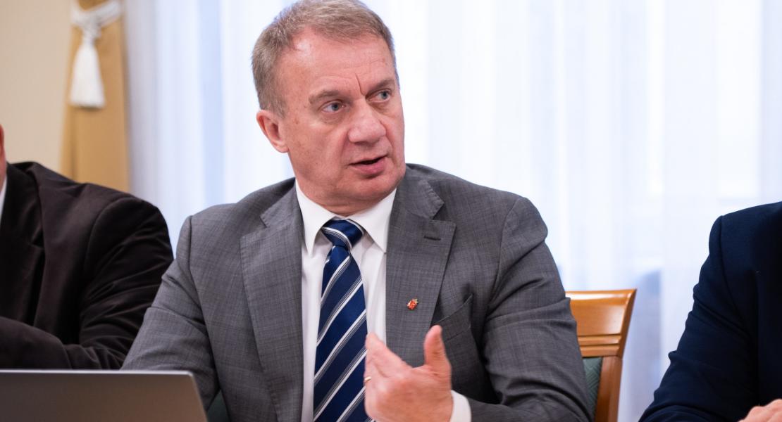 Varju László: Mi már akkor áfacsökkentést követeltünk, amikor Magyar ...